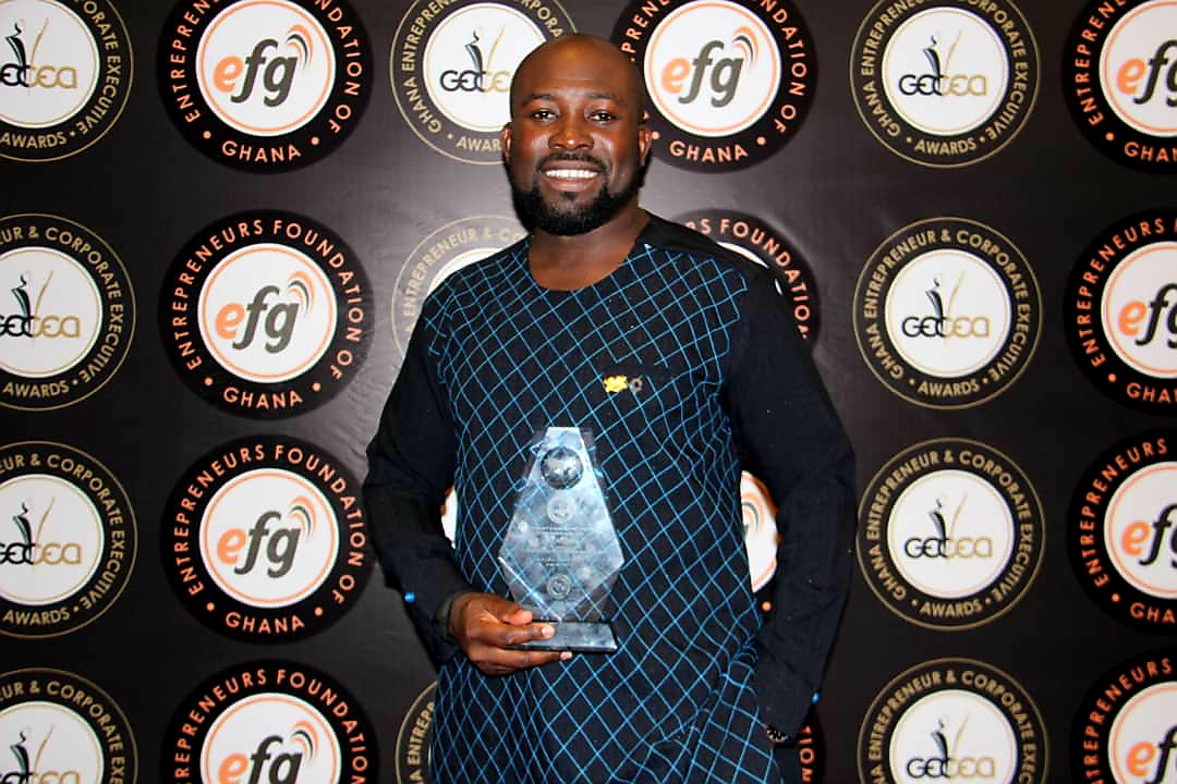 Senyo Hosi dedicates outstanding Oil and Gas CEO Award to his team at ...